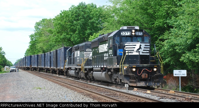 NS 64J takes the Roycefield Runner siding on the LEHL